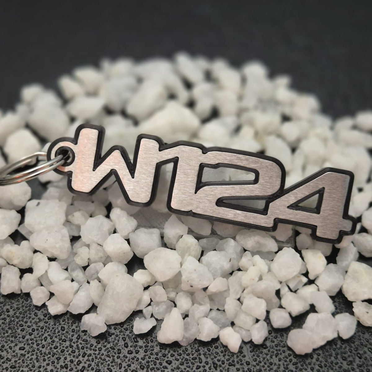 Mercedes W124 Keychain Stainless Steel brushed – DisagrEE
